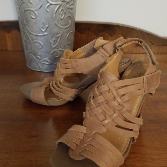 Clarks Indigo | Shoes | Clarks Indigo Sandals | Poshmark